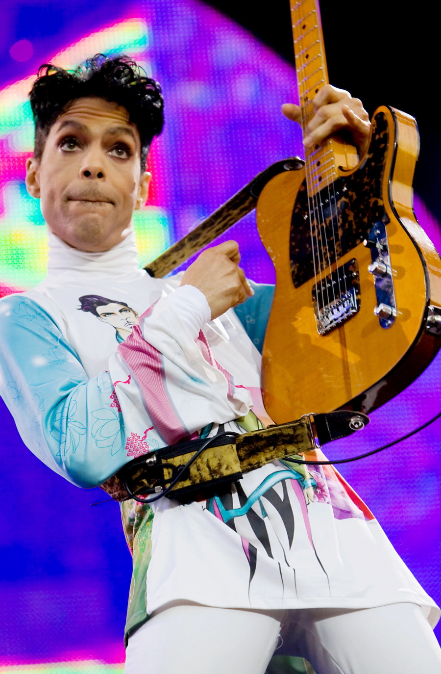 PRINCE New Album - Welcome 2 The Golden Age - GLOBUS Magazine