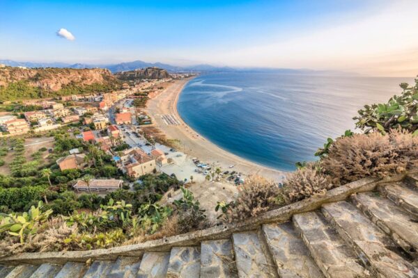 Dalla magnifica Marina di Tonnarella - Furnari lo "Street Food Sicily ...