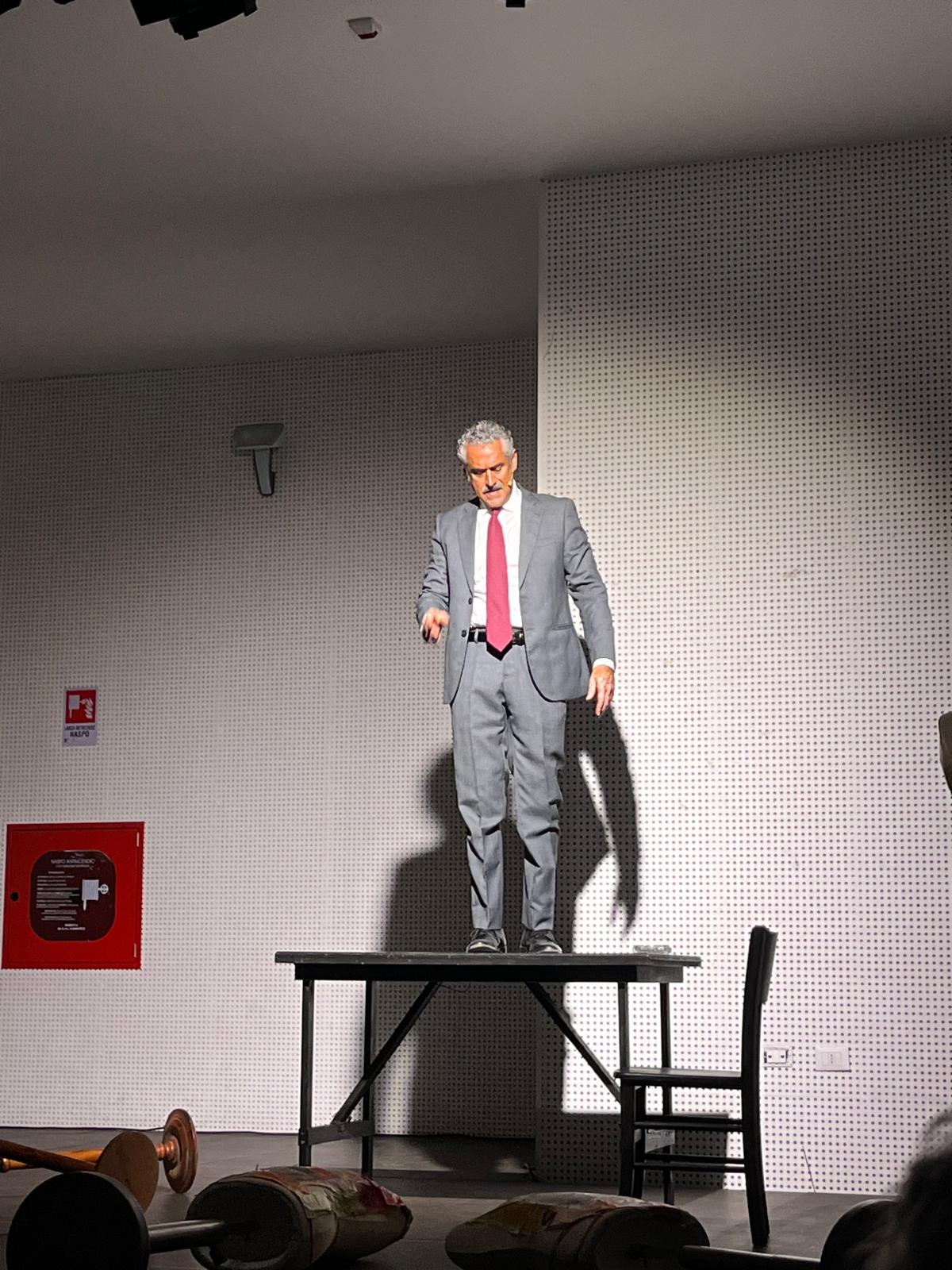 Acireale Estate: successo per "La Grande Menzogna" di Claudio Fava ...