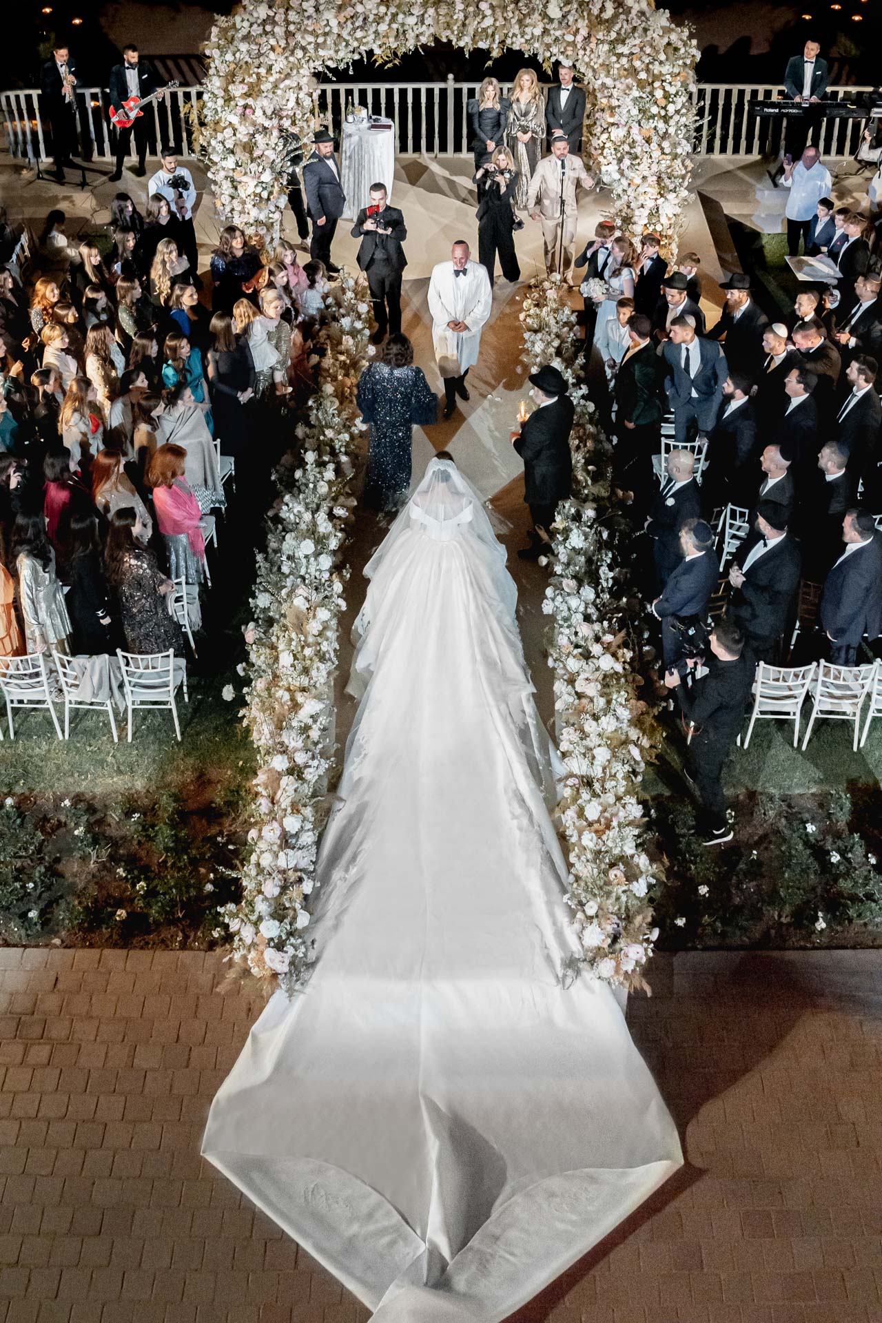 Traditional jewish wedding in the characteristic setting of Marrakech ...