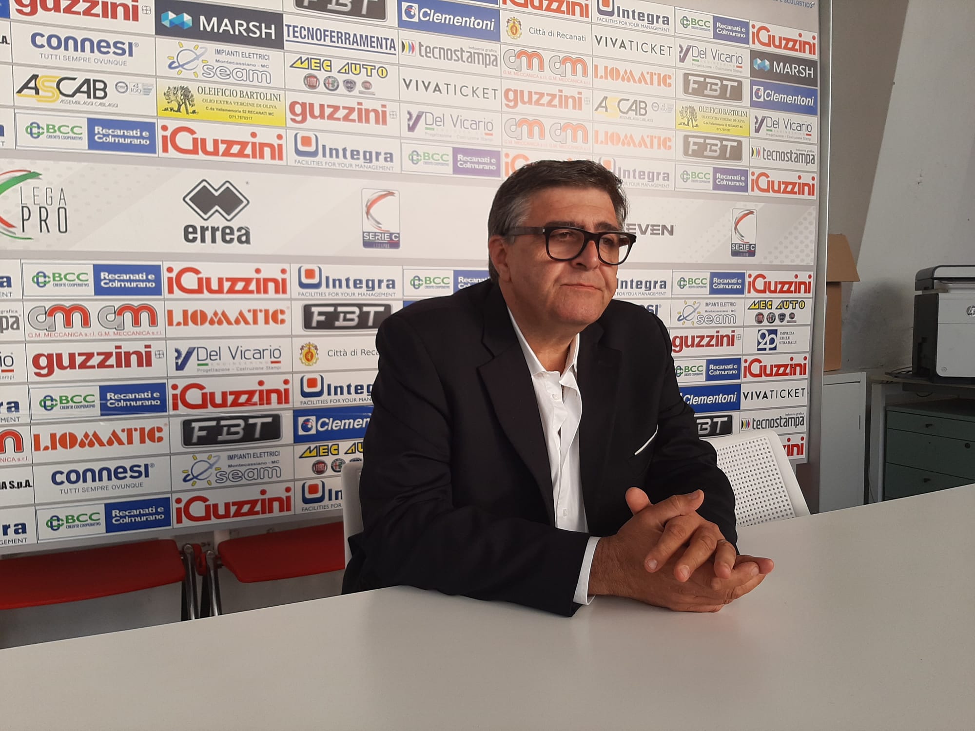 Salvini: "Non accetto che un gruppo abbia paura di volare" :: Siena ...