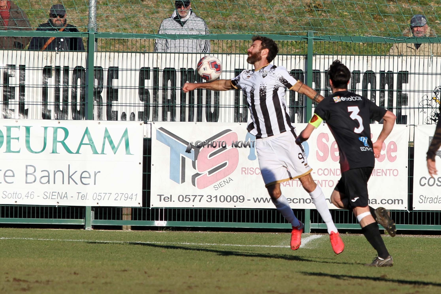 Il campo e le assenze non fermano il Siena : travolto il Foiano! La ...
