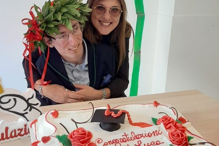 Fu lasciato tramortito nella neve: vent'anni dall'aggressione di Luca ...