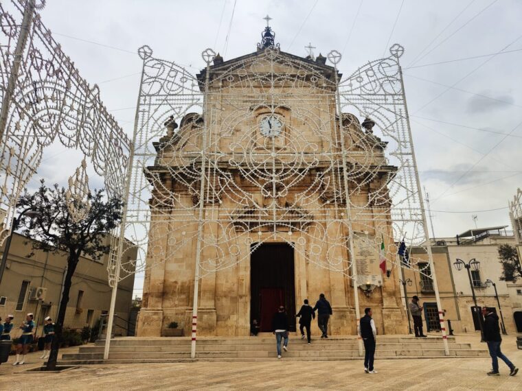 Loseto si veste a festa in onore di San Giorgio Martire