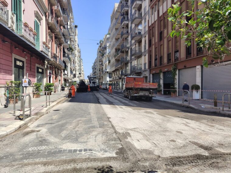 Via Argiro diventa più "green", arrivano gli alberi al centro