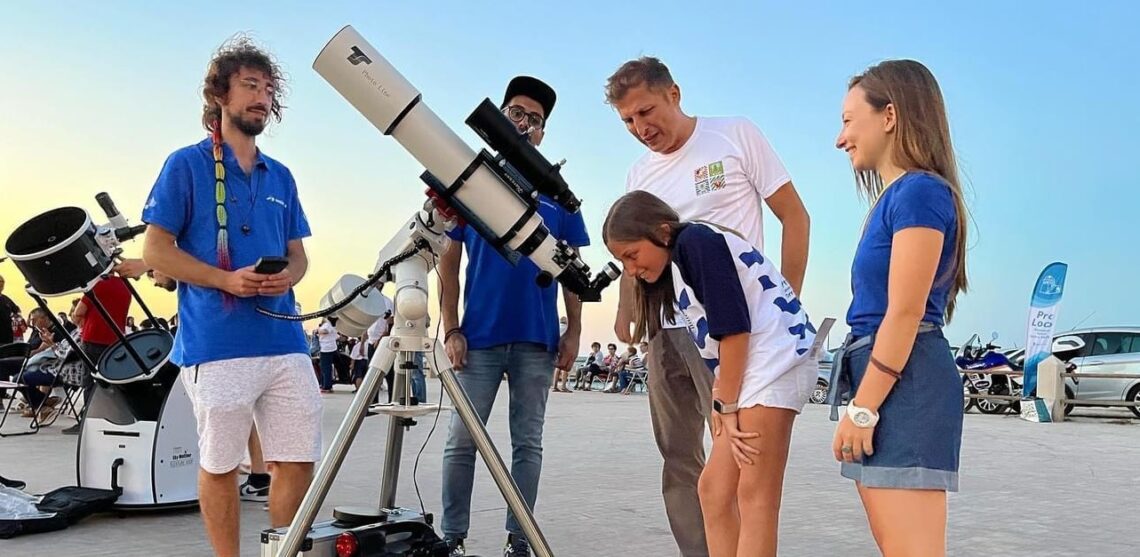 Torre a Mare, un telescopio a riva per osservare Luna e Saturno: il 25 ...