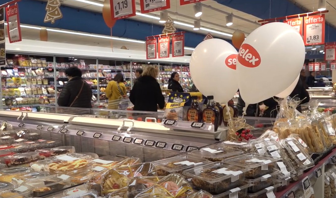 A Bari inaugura il 6° Famila Superstore, la sede vicino all'Aeroporto